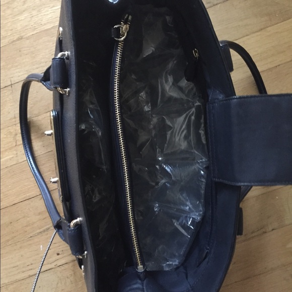 Coach | Bags | Coach Swagger Carry All | Poshmark